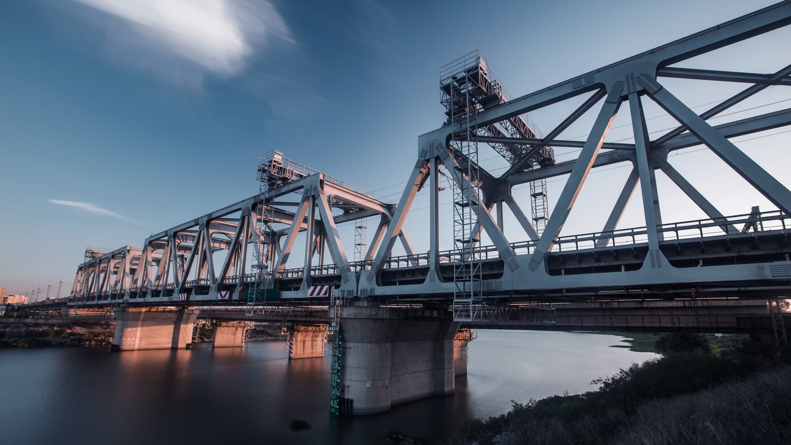 Heavy Steel Structures - Salasar Techno Engineering Ltd.